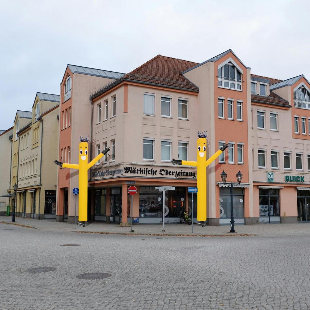 Inflatable Dancing Man with Blower, 20FT Wacky Waving Inflatable Tube ...