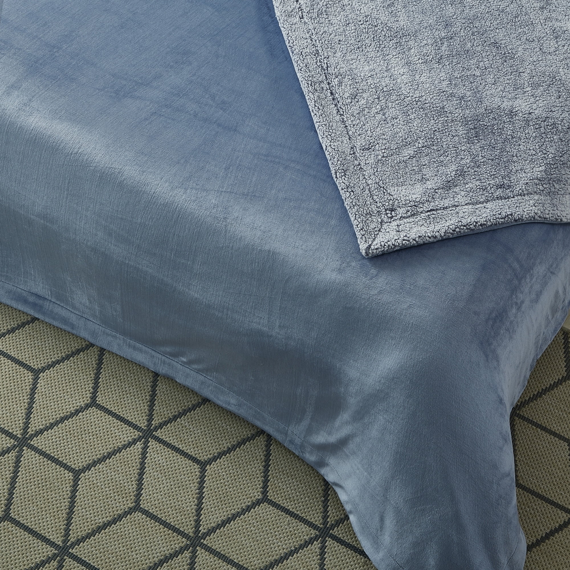 Inspired Home Keao Flannel Reversible Sherpa Throw Blanket Light Blue ...