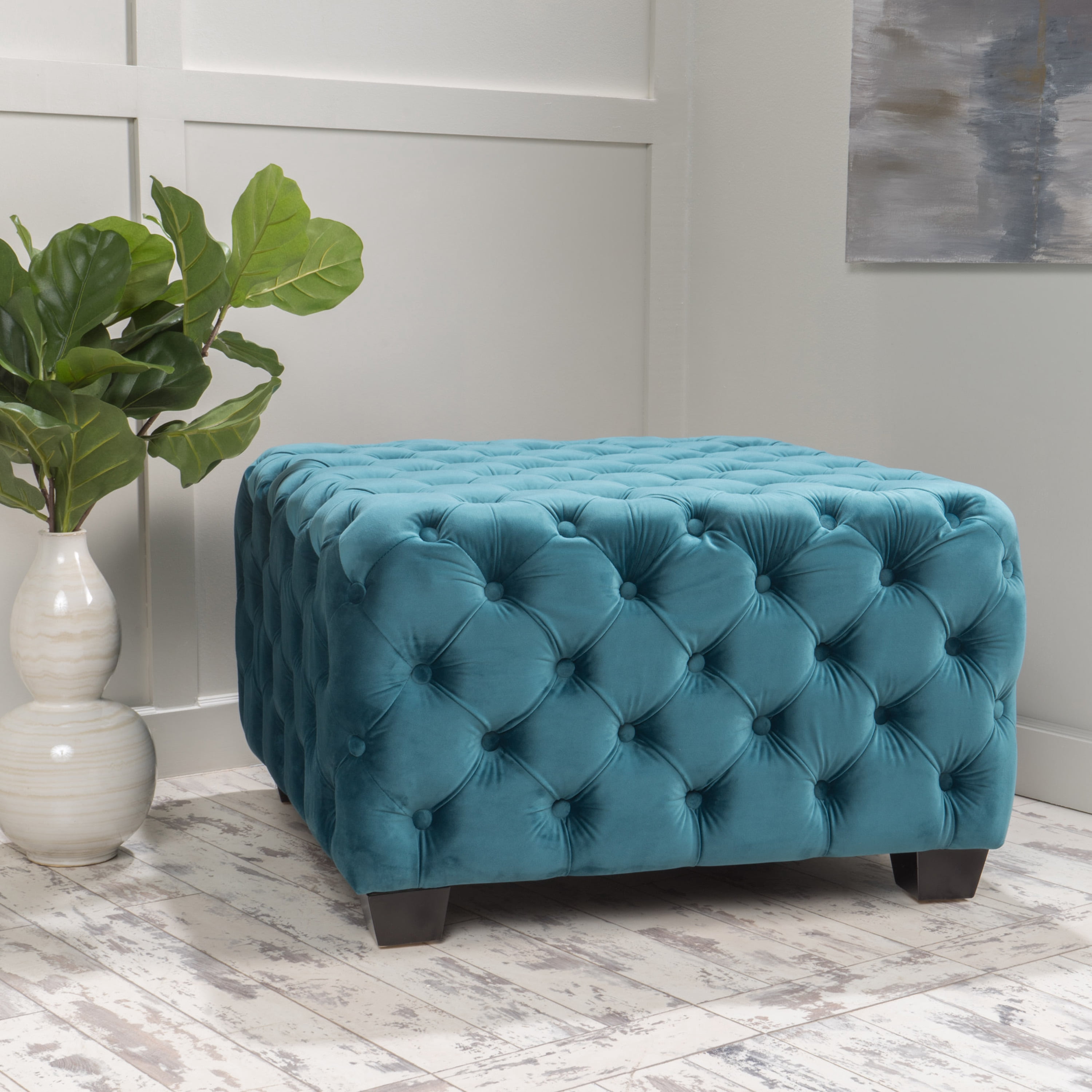 Interior Space With A Sophisticated Accessory That Will Command The ...