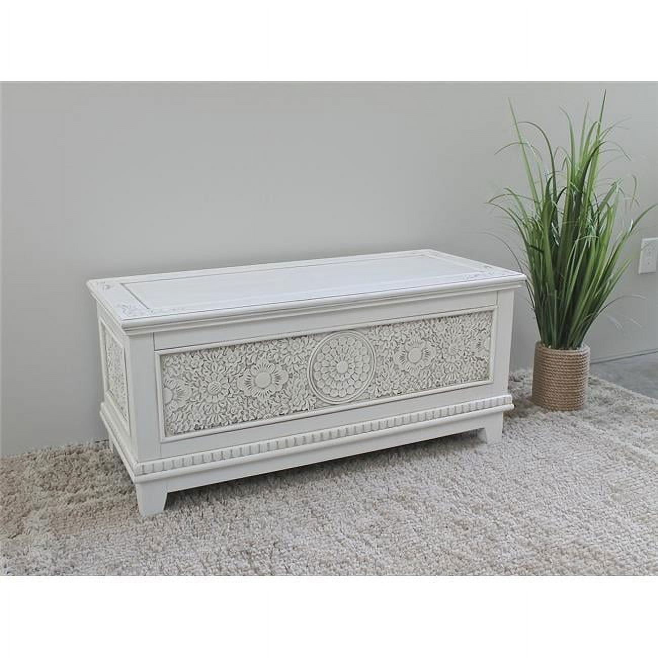 International Caravan Windsor Antique White Large Wooden Storage Chest ...