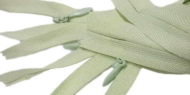 Invisible (Conceal) YKK Zippers - Perfect for Clothes, Crafts & Sewing ...