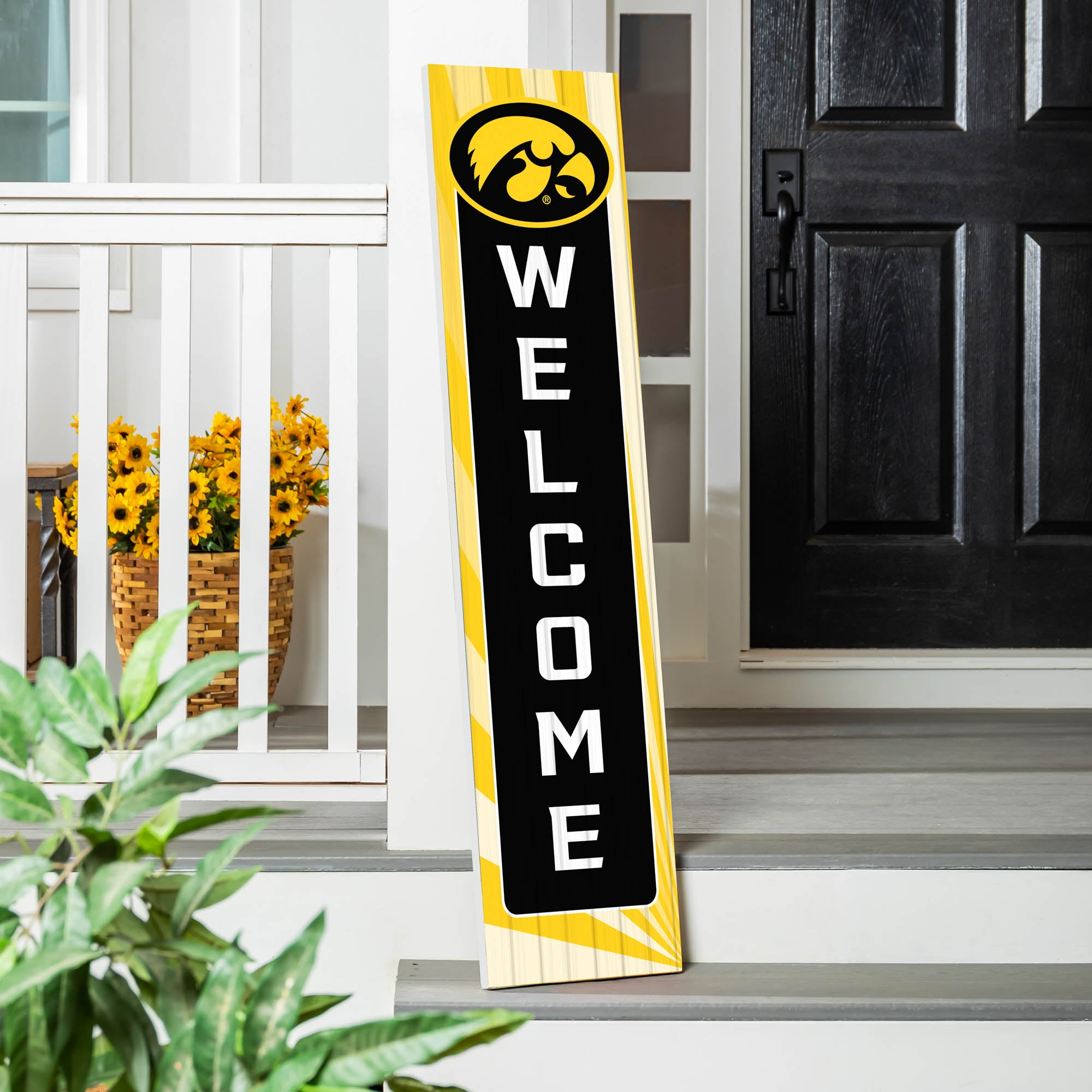 Iowa Hawkeyes 47" Color Waves Porch Leaner Welcome Wall Sign - Walmart.com