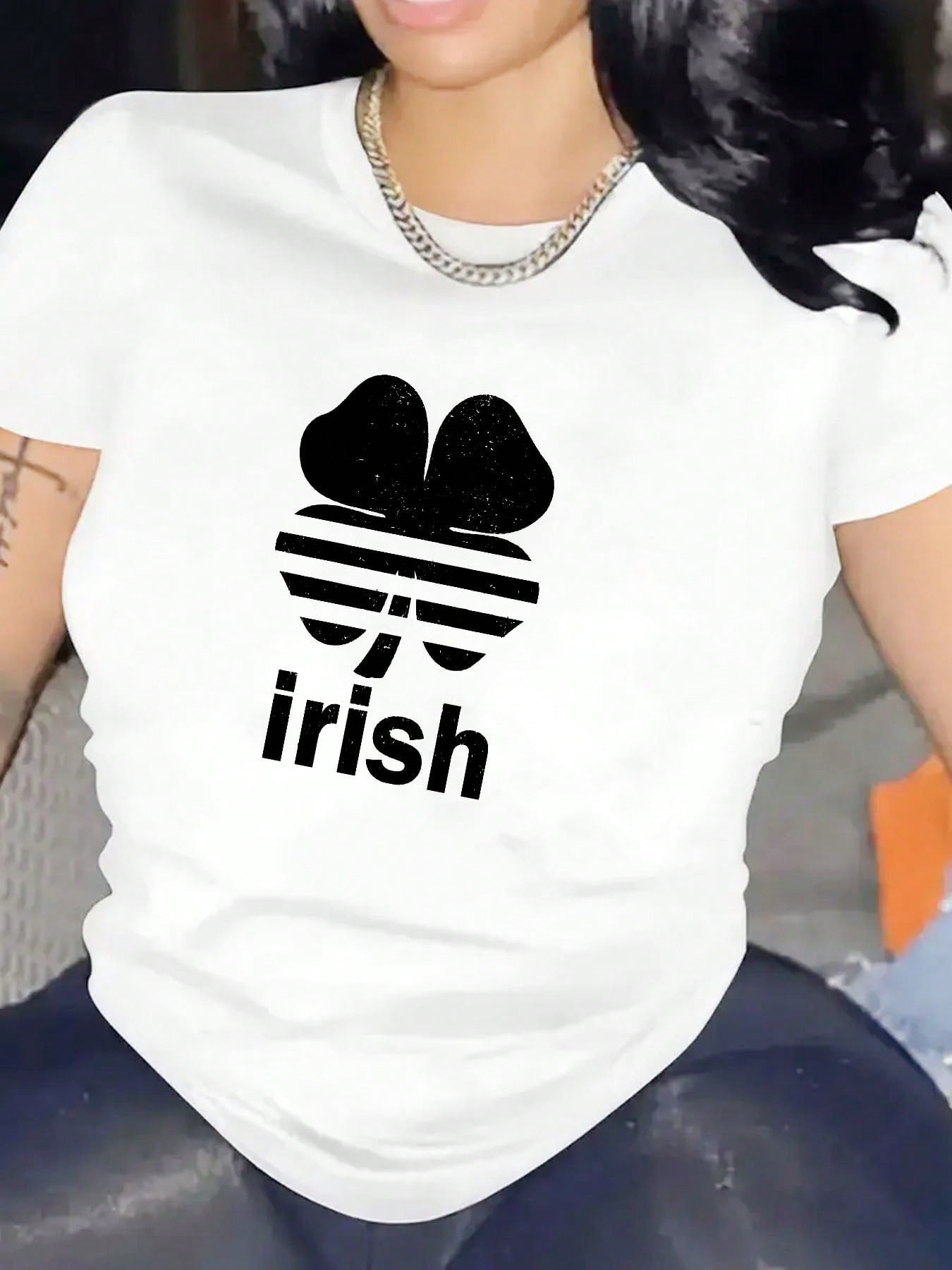 Irish Clover Luck Graphic Women Short Sleeve Casual T-Shirt - Walmart.com
