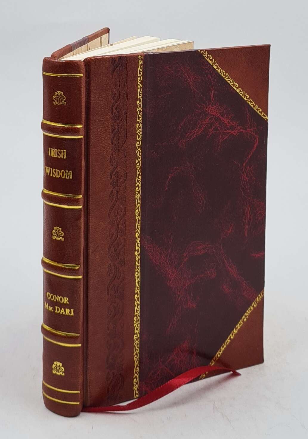 Irish wisdom preserved in Bible and pyramids / by Conor Mac Dari 1923 ...