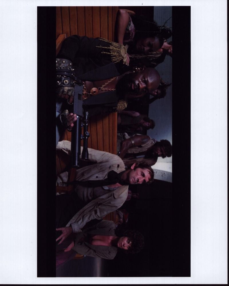 Isaac Hayes, Harry Dean Stanton And Adrienne Barbeau In Escape From New ...