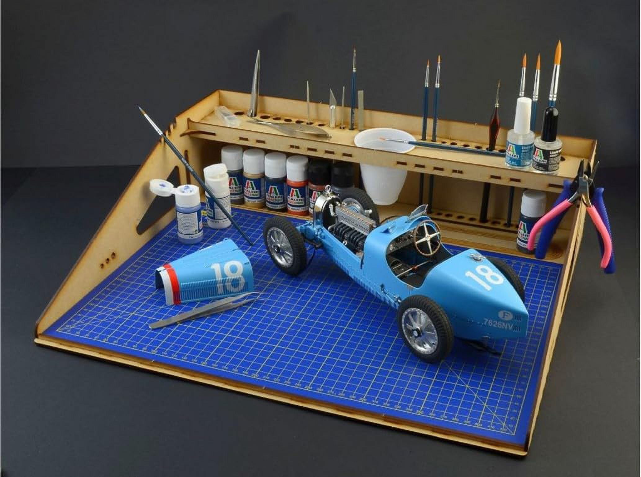 Italeri 50833 Workstation MDF DIN A3, Craft Tool, Plastic Model ...