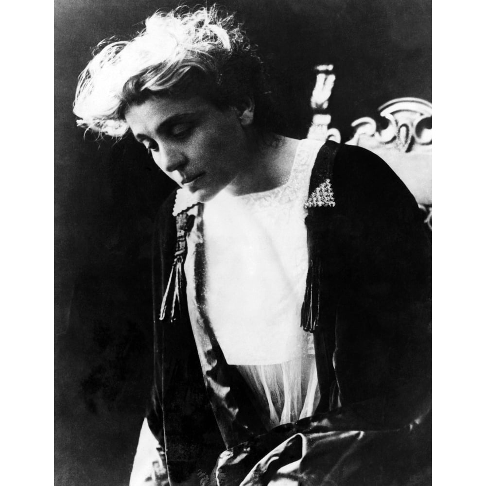 Italian Actress Eleanora Duse. . Photo Csu Archives Courtesy Everett ...