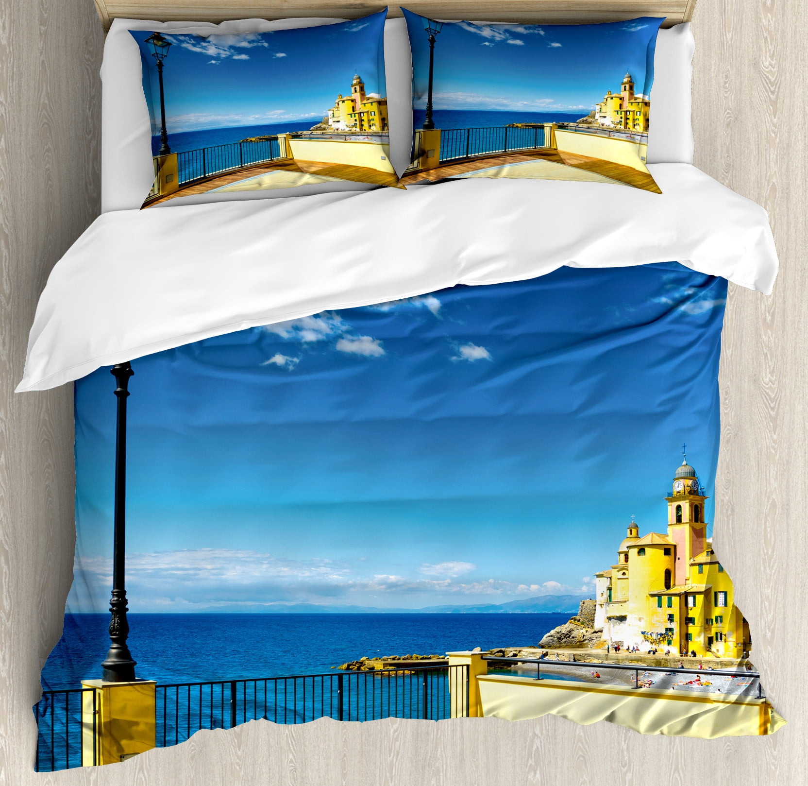 Italian Duvet Cover Set, Camogli Building Sea Lamp and Balcony Tourist ...