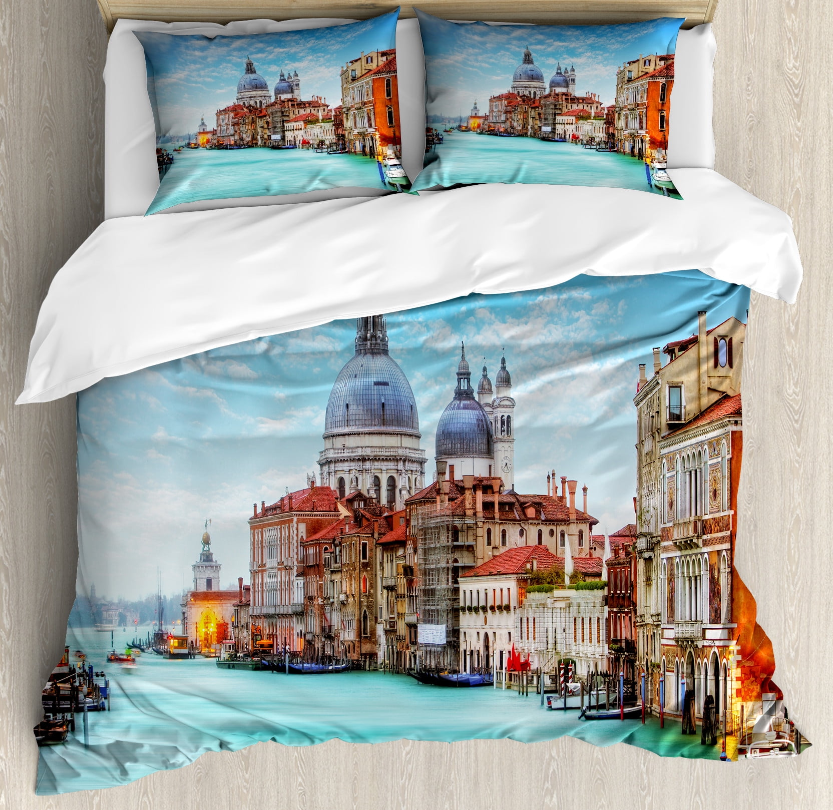 Italy Duvet Cover Set, Image of the Grand Canal in Venice Italy and ...