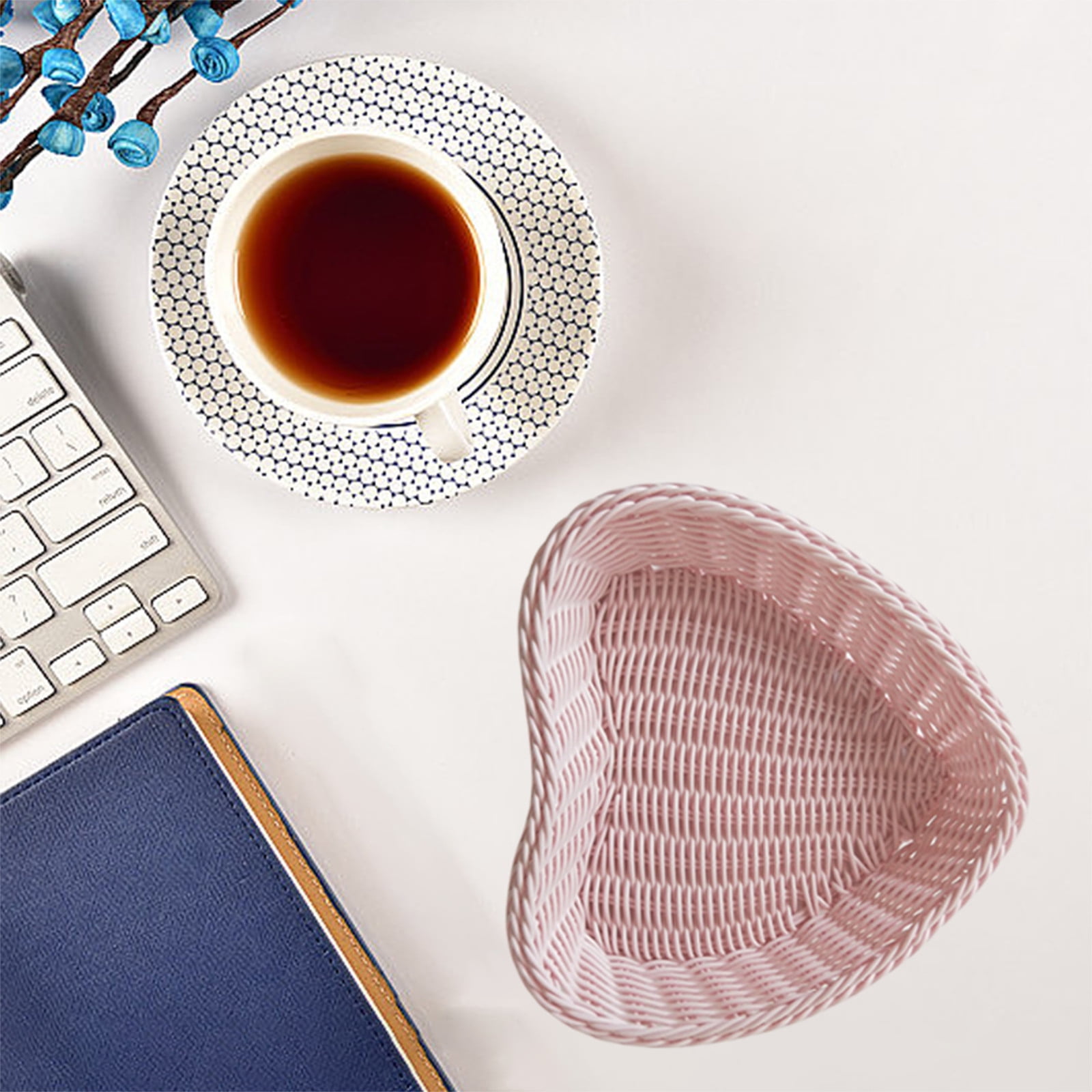 Iuhan Heart Shaped Storage Basket, Plastic Woven Desktop Organizer for ...