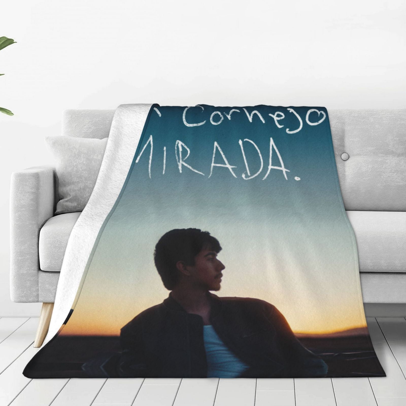 Ivan Cornejo Mirada Throw Blanket Couch Bed Sofa Soft Lightweight Warm ...