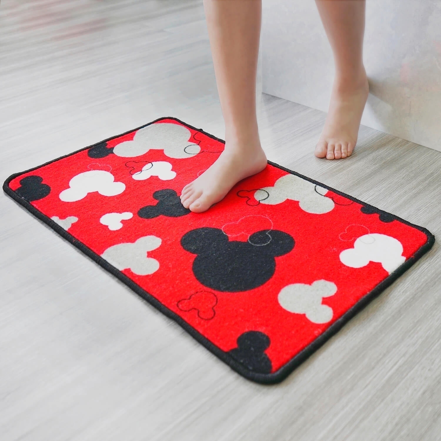 J.Ehonace Cartoon Mouse Entry Doormat, Red Polyester Non-Slip Bath Rug ...