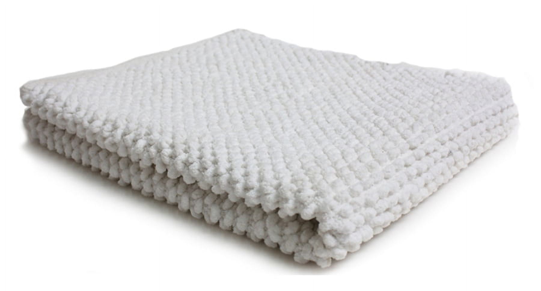 J & M Home Fashions 7144 22" X 30" White Popcorn Rug - Walmart.com