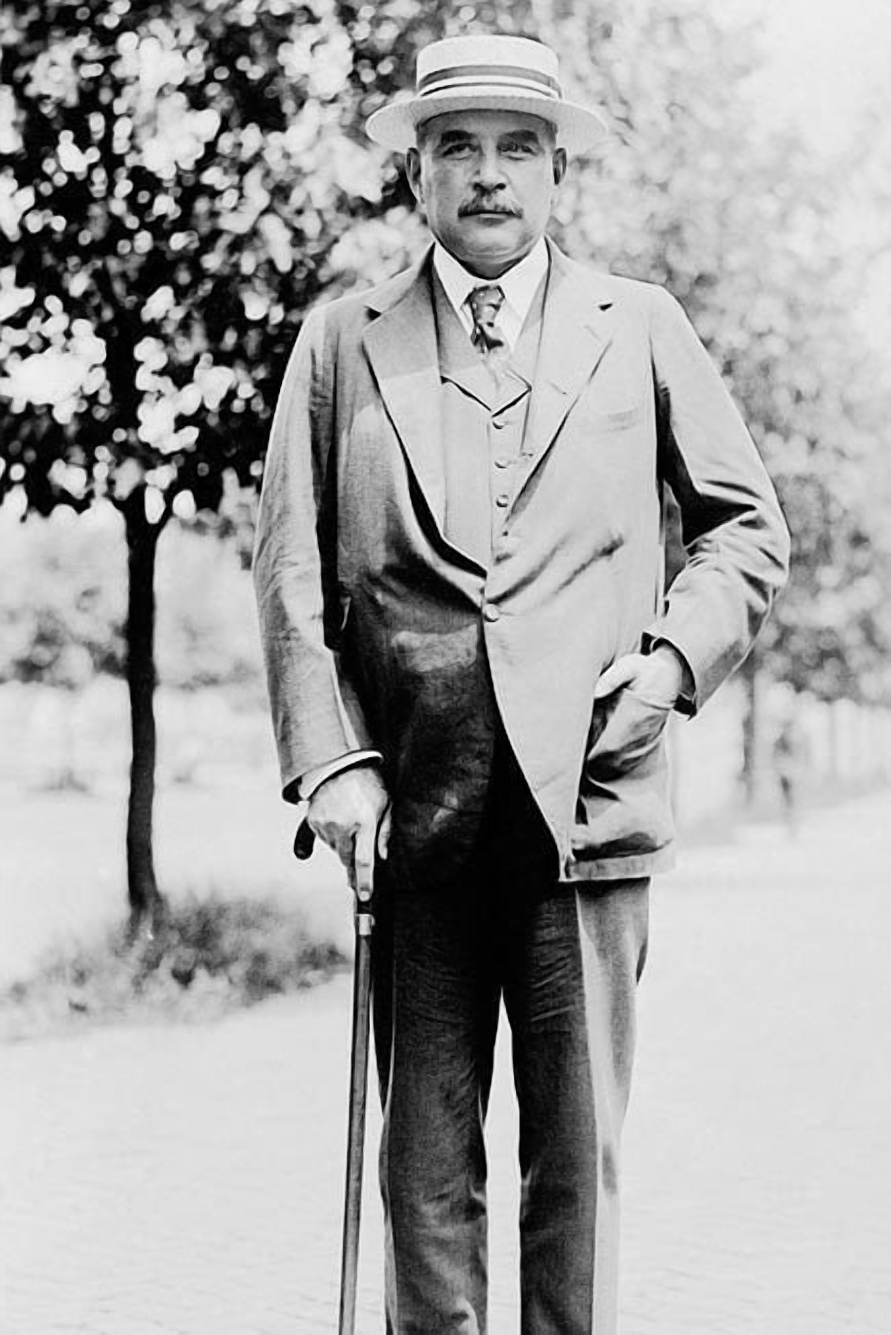 J.P. Morgan Jr. Portrait Standing 1919 Style - A - 12x18 Inch Laminated ...