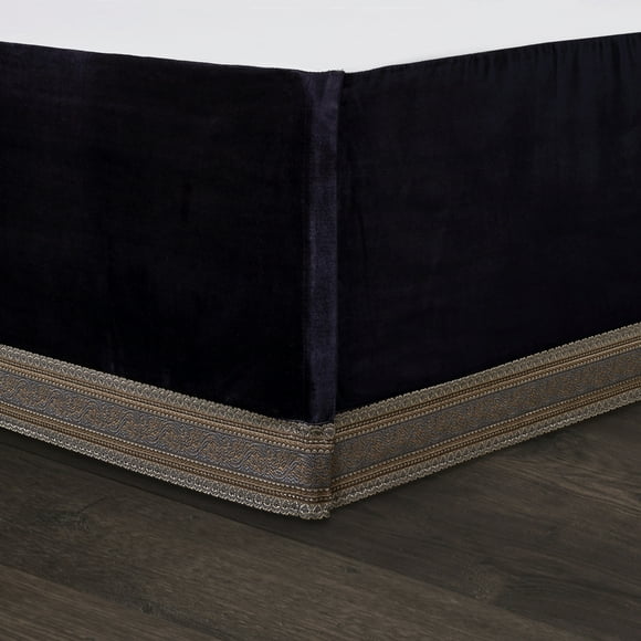 J Queen York Comforter Set