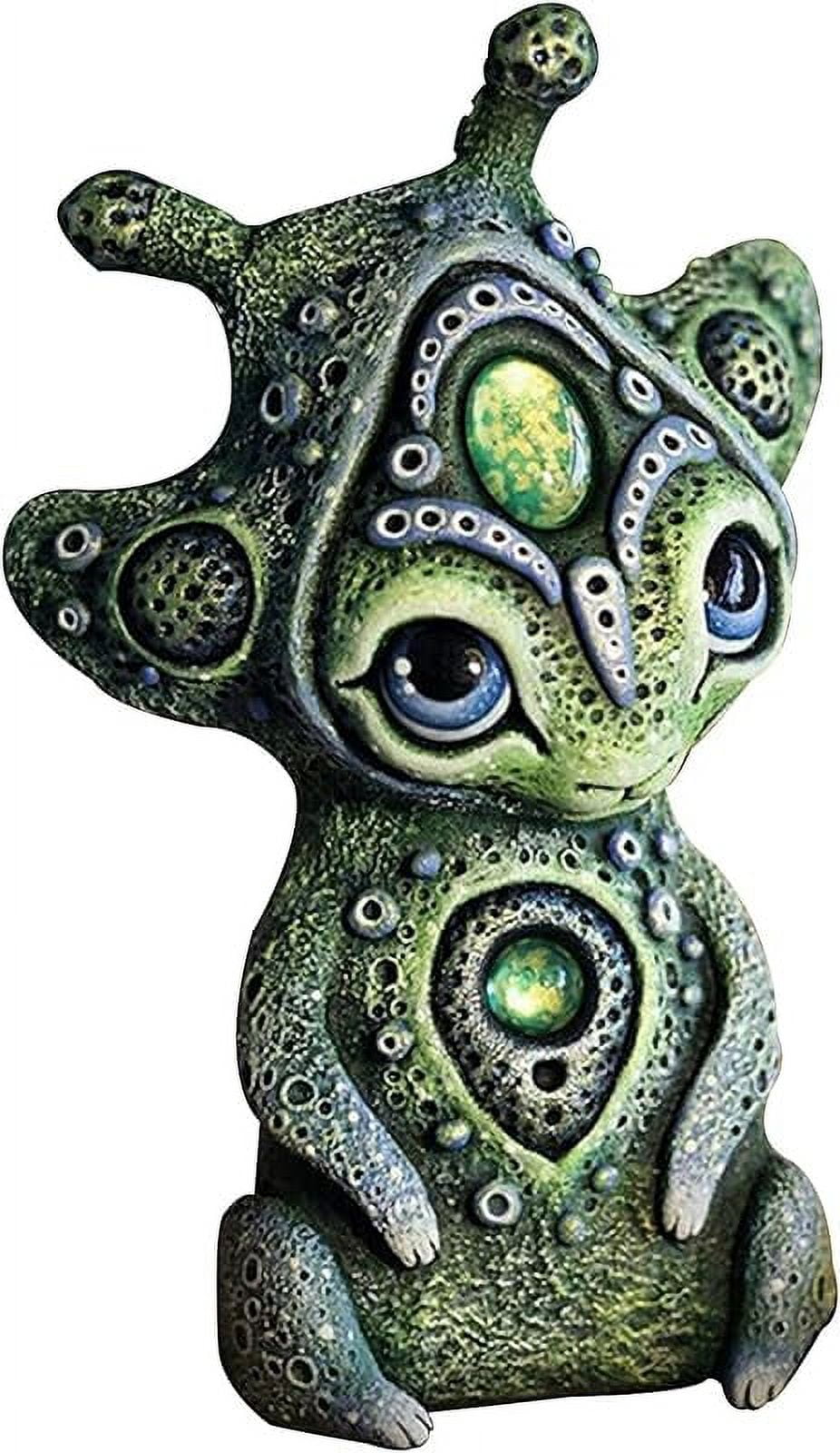 JAGOCY of Alien Creatures in The Fantasy World, Garden Statues in The ...