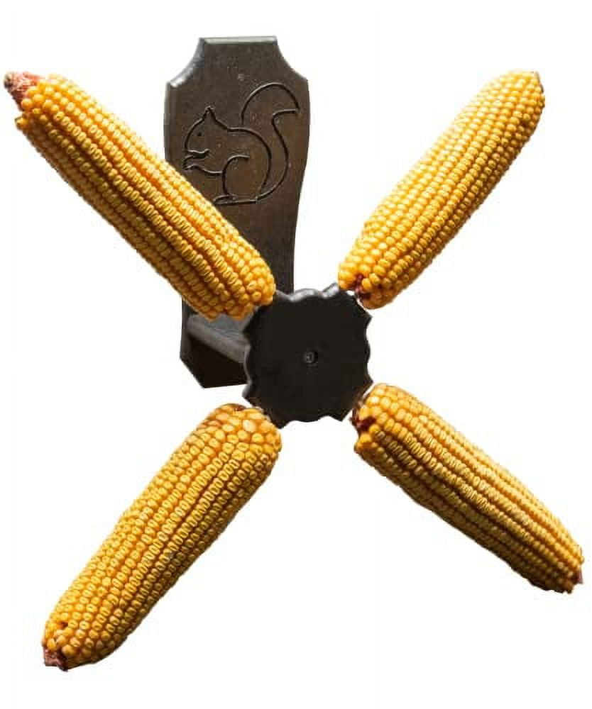 JCs Wildlife Squirrel Spinner Corn Cob Feeder - Walmart.com