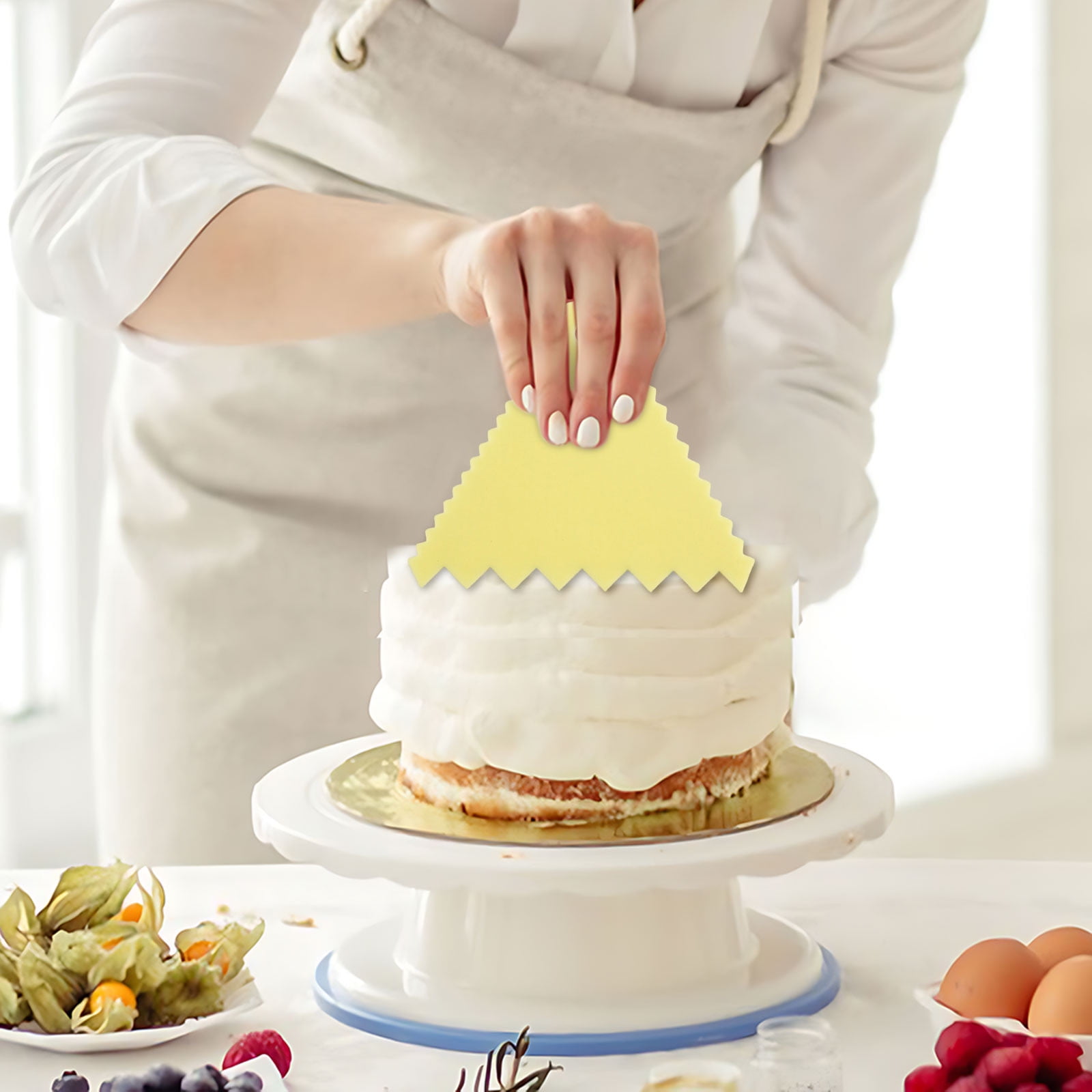 JGF844 Plastic Scraper Semicircular Sawtooth Scraper Cake Cream Scraper ...