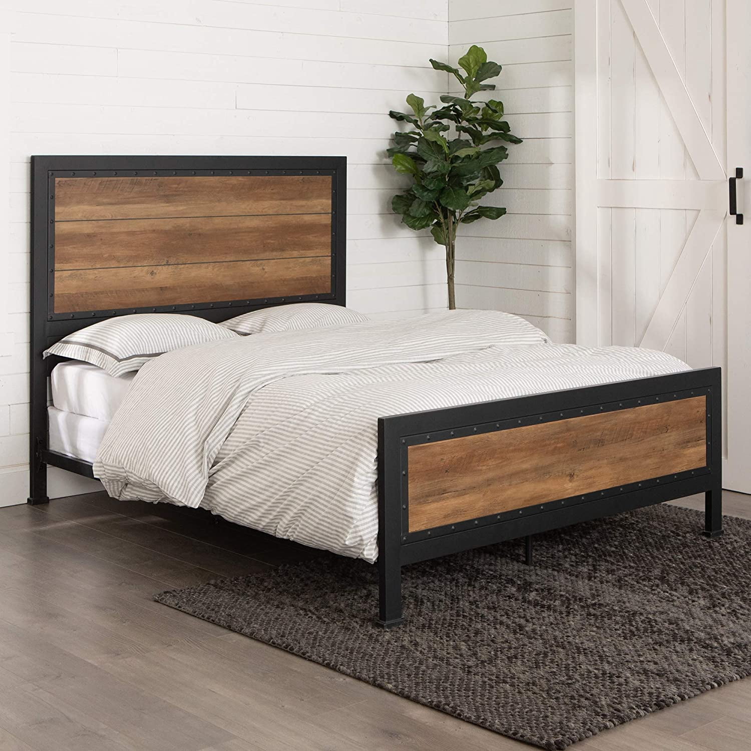 JINMING Rustic Farmhouse Wood and Metal Queen Metal Bed Headboard ...