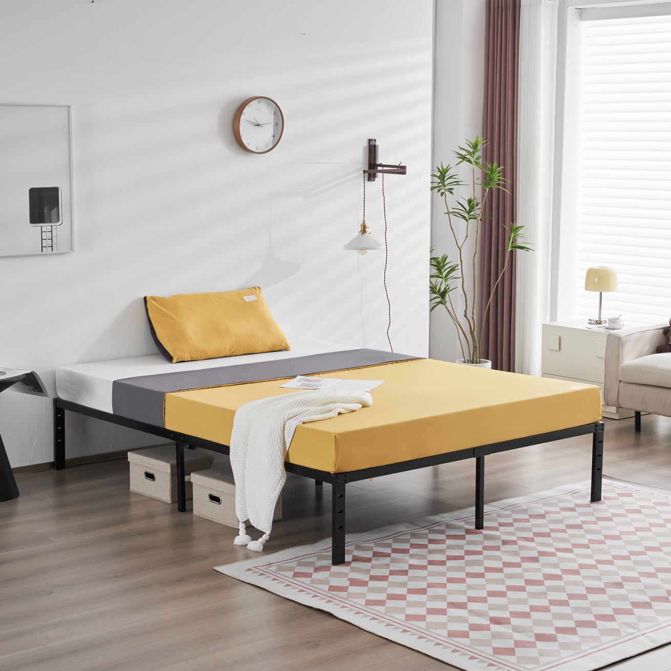 JINS&VICO King Size Metal Platform Bed Frame with Foot Pads and Iron ...