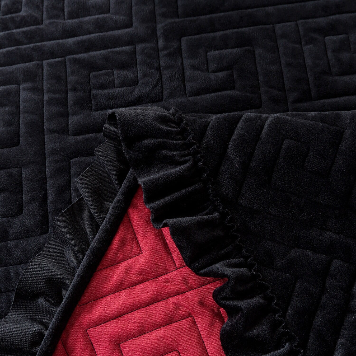 JML Lavish Plush Poly Velvet Quilt Set Black Queen 3 Piece - Walmart.com