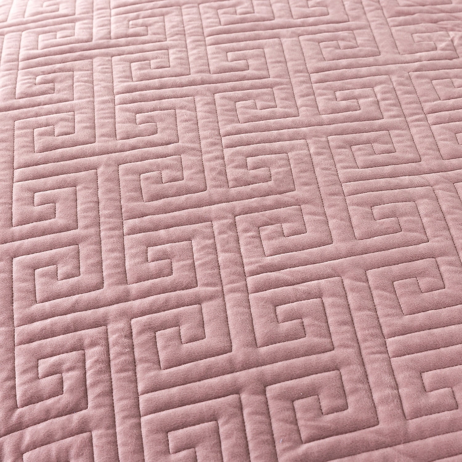 JML Plush Poly-Velvet Quilt Set Geometric Pattern Quilted Bedspread ...