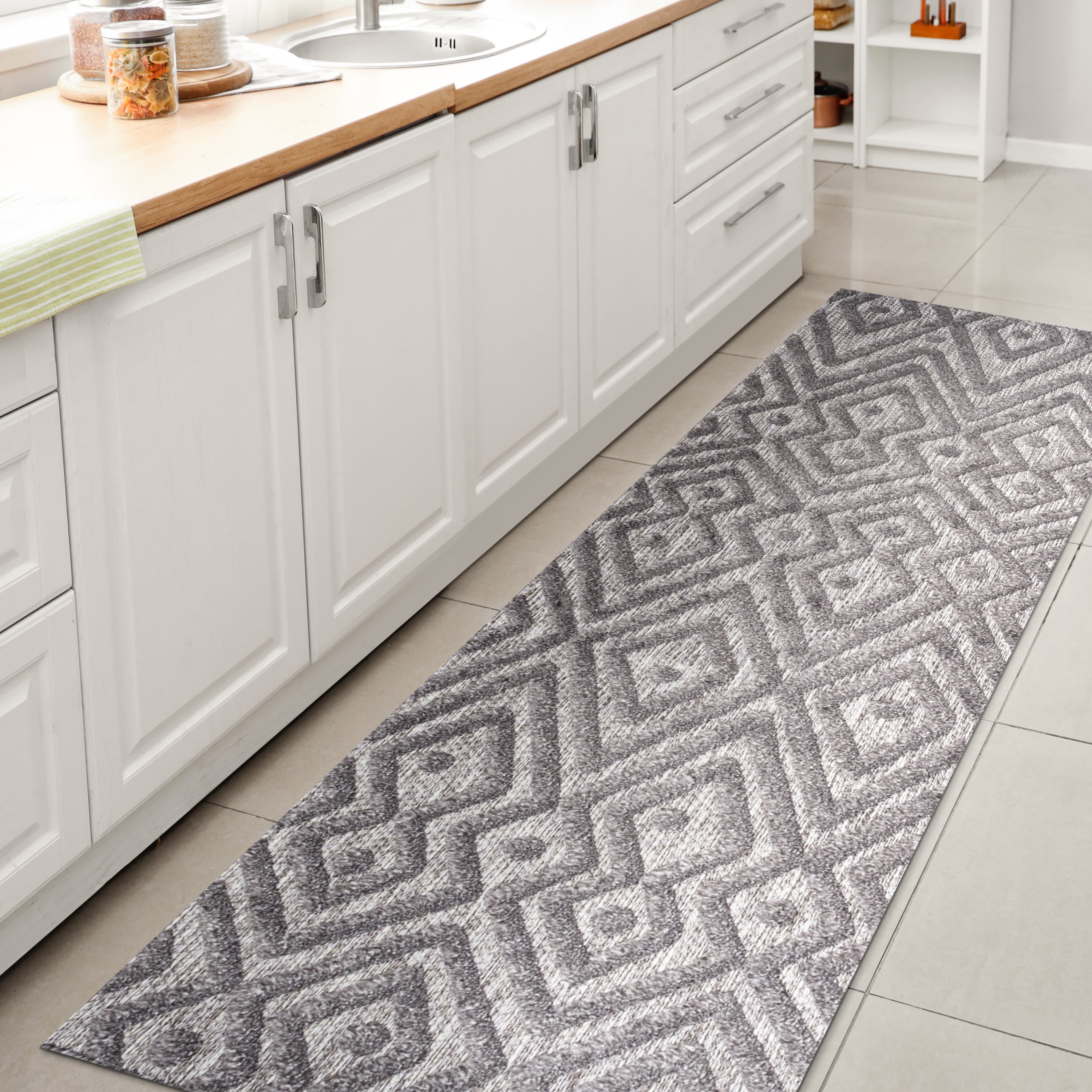 JONATHAN Y IBZ100A-28 Balansat Moroccan Diamond Dark Gray 2 ft. x 8 ft ...