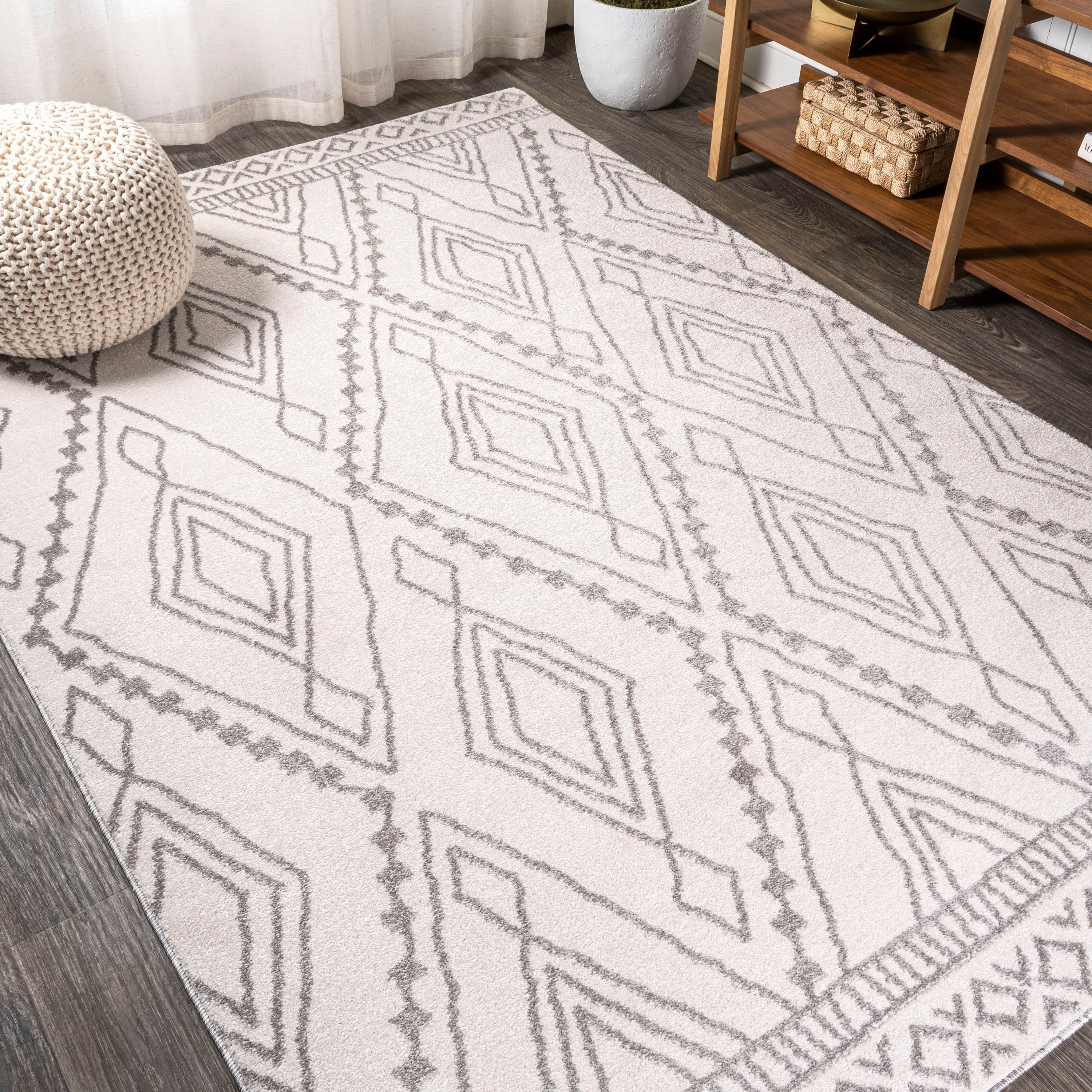 JONATHAN Y JONATHAN Y Pele Moroccan Style Diamond Area Rug 4 X 6 ...