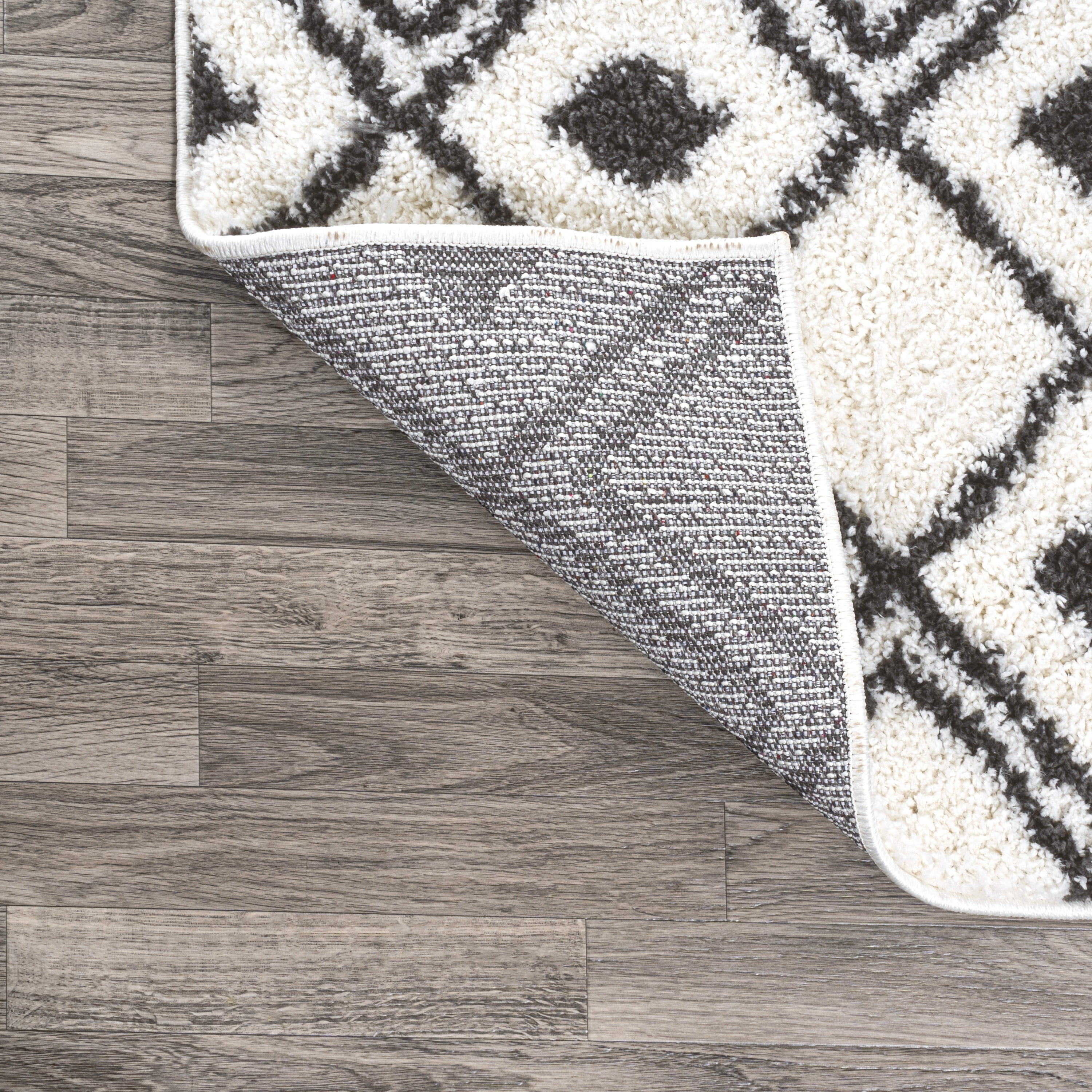 JONATHAN Y JONATHAN Y Sura Moroccan Diamond Shag Area Rug 2 X 10 ...