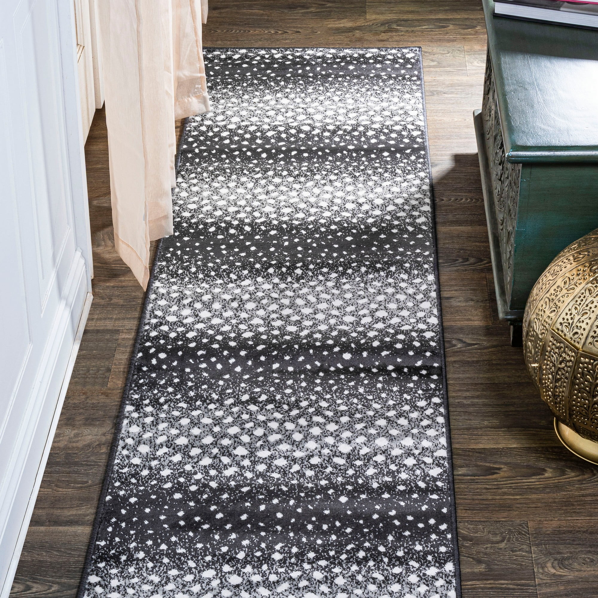 JONATHAN Y SAFARI Antelope Modern Animal Black/Cream 2 ft. x 8 ft ...