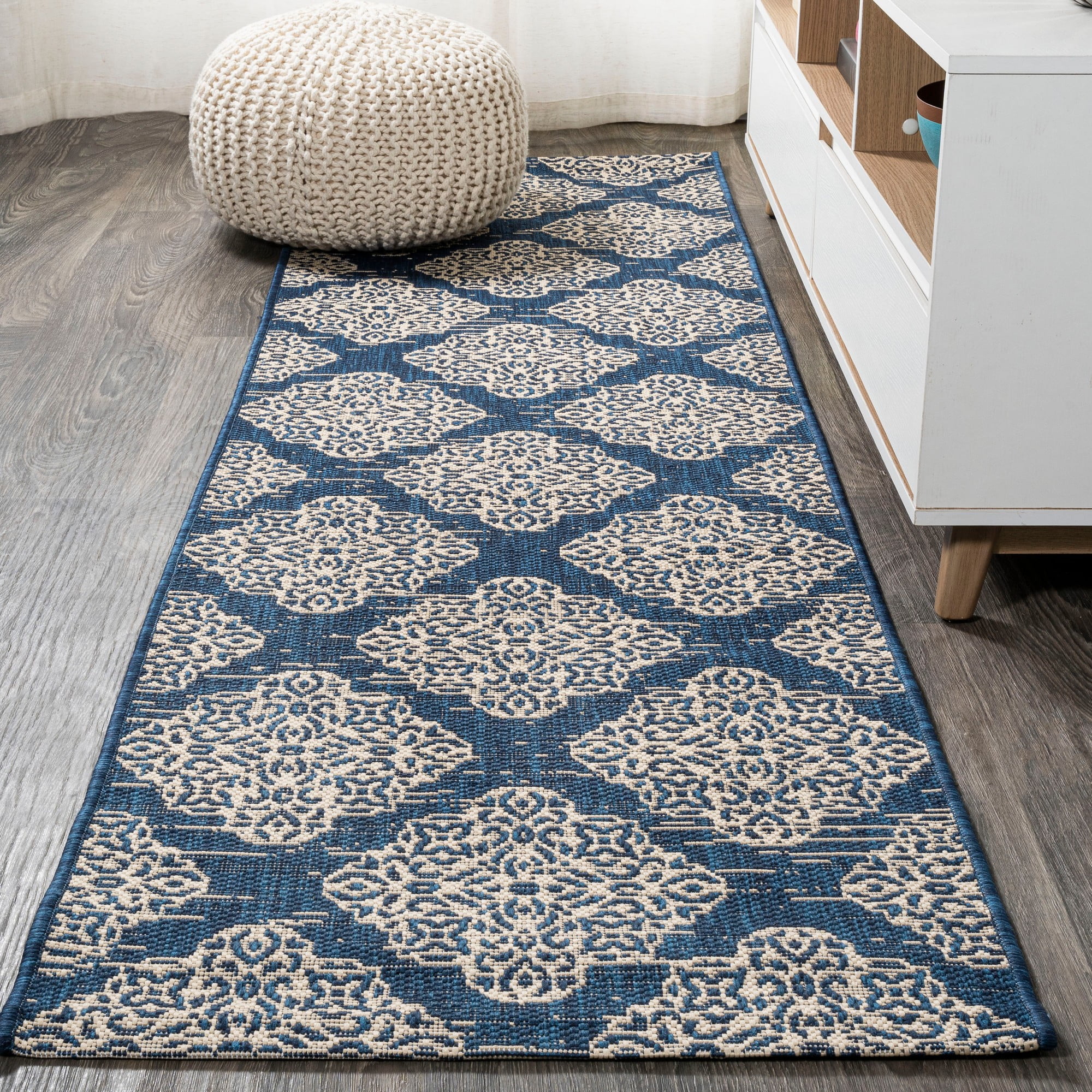 JONATHAN Y SMB121A-210 Tuscany Ornate Medallions Navy/Beige 2 ft. x 10 ...
