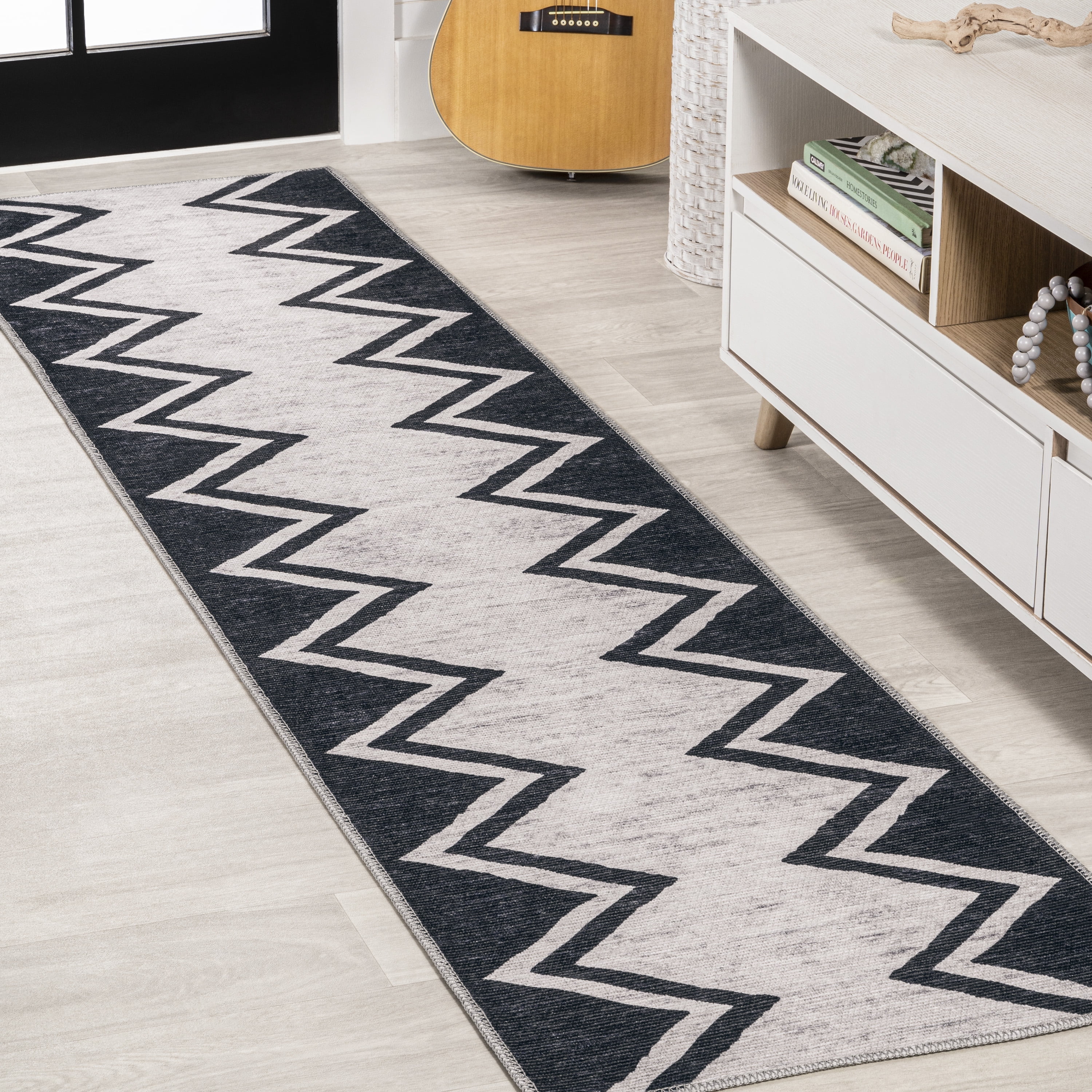 JONATHAN Y WASHABLE Siksak Modern Chevron Border Machine-Washable Ivory ...