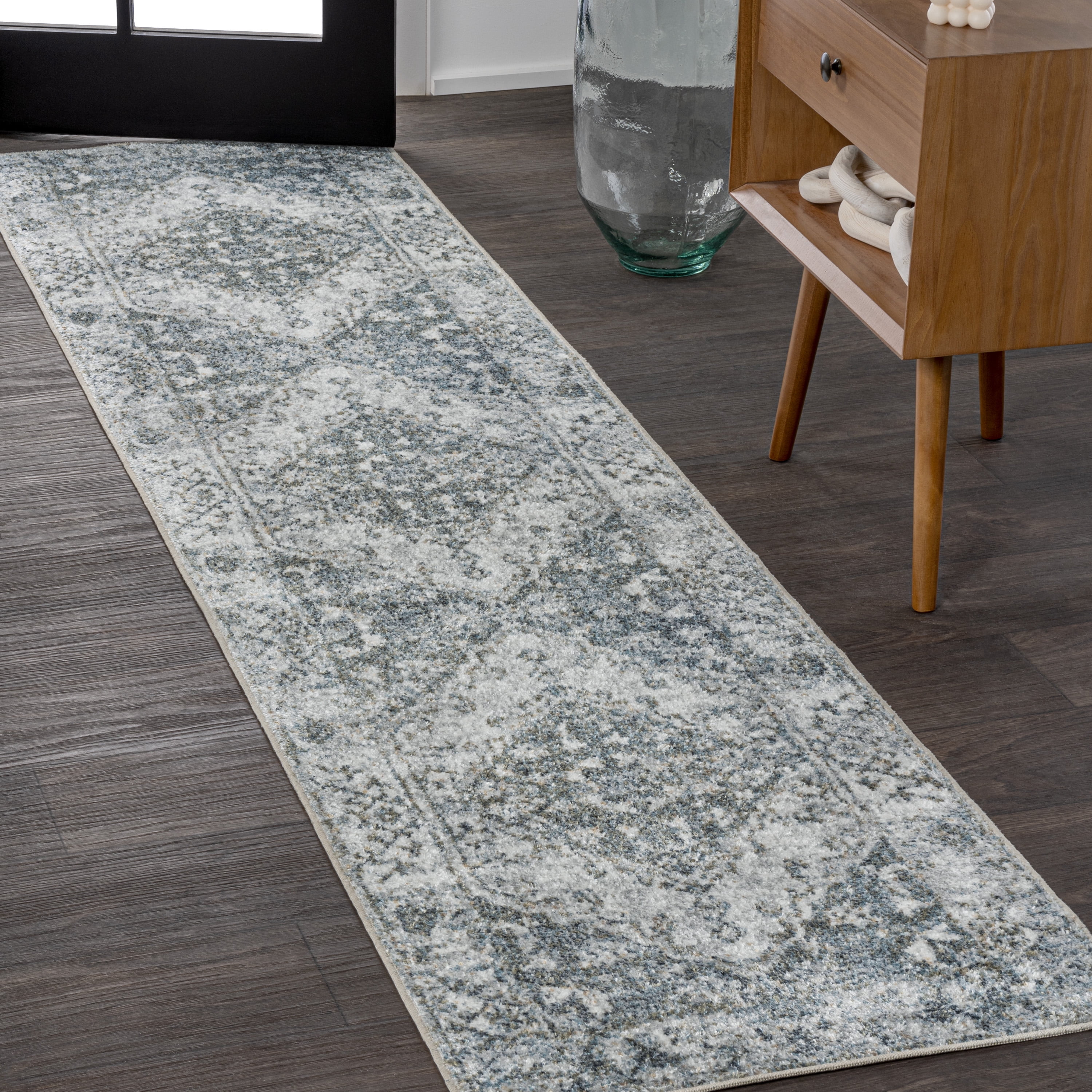 JONATHAN Y WASHABLE 2 x 8 Runner Rug, Pavel Distressed Medallion ...