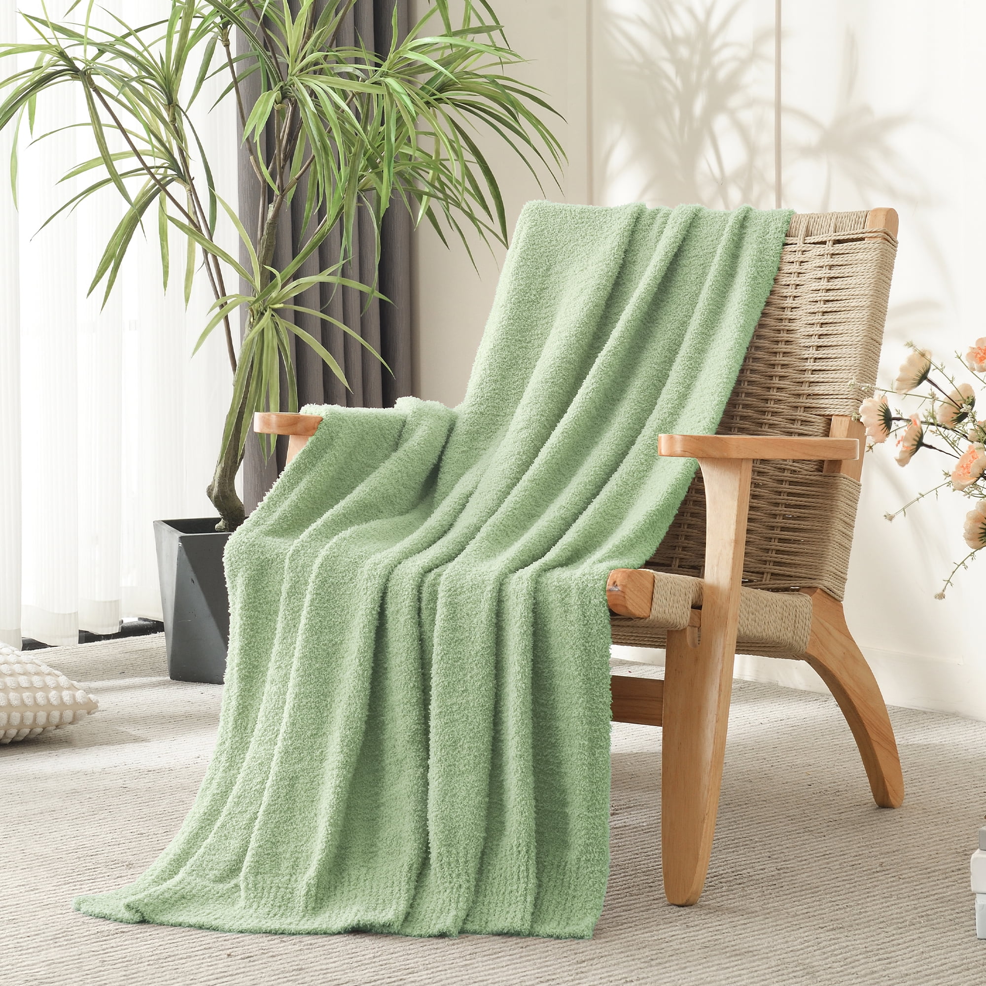 JOOJA St. Patrick's Day Green Knit Throw Blanket Polyester Plush Super ...