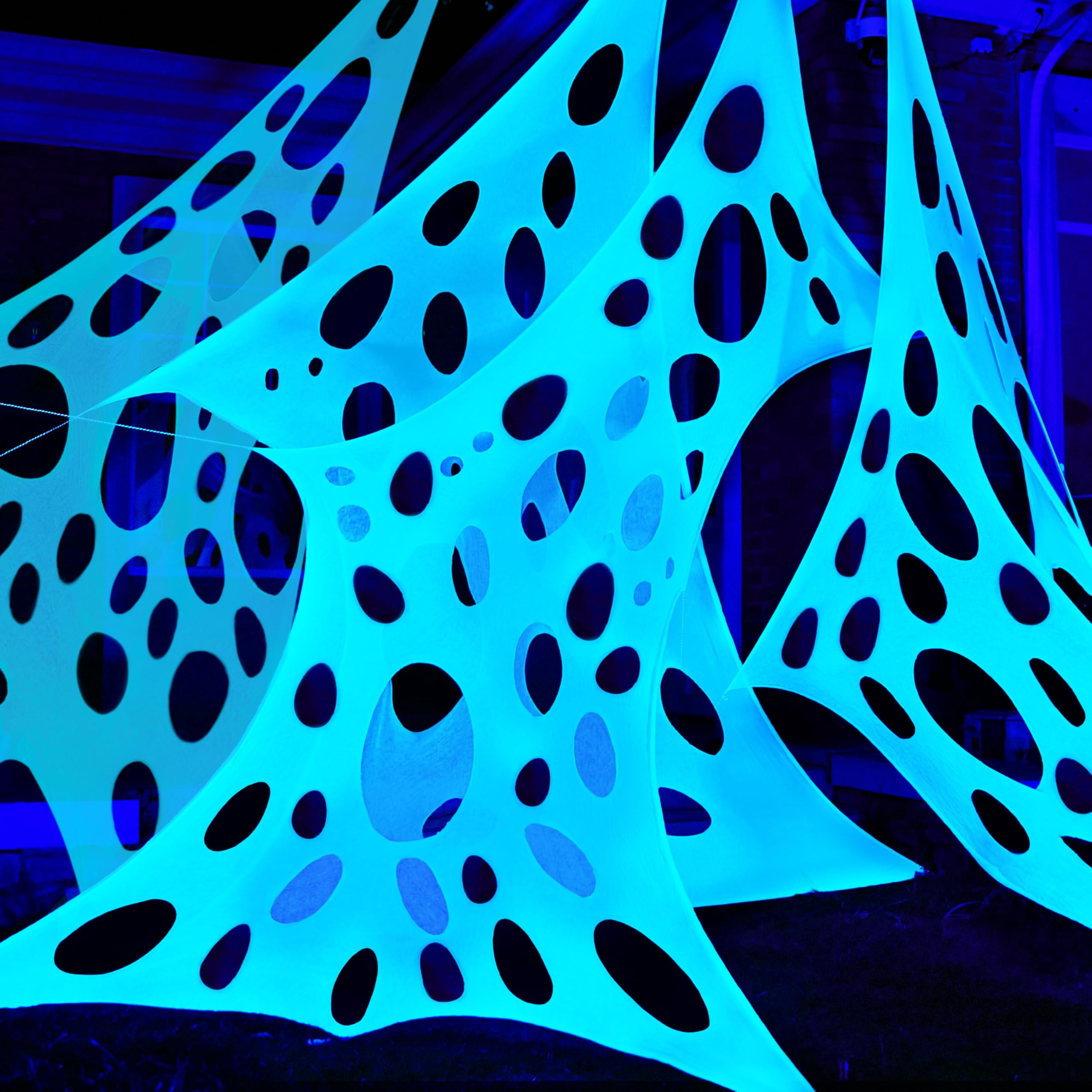 JOYIN 1000sqft Halloween Spider Web Decoration Outdoor, Glow-in-The ...