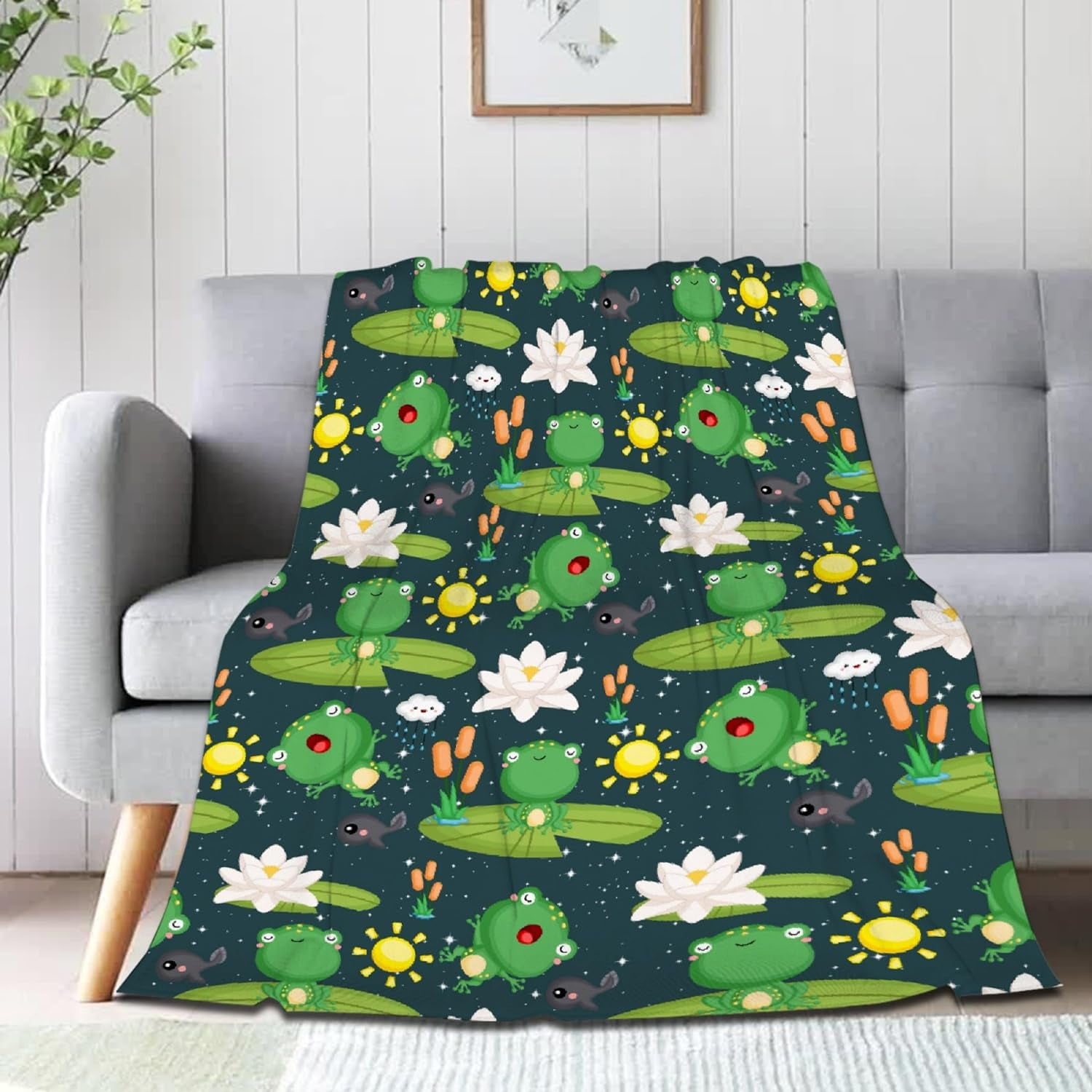 JXNUO Cute Frog is in The Pond Throw Blanket Warm Lightweight Soft Cozy ...