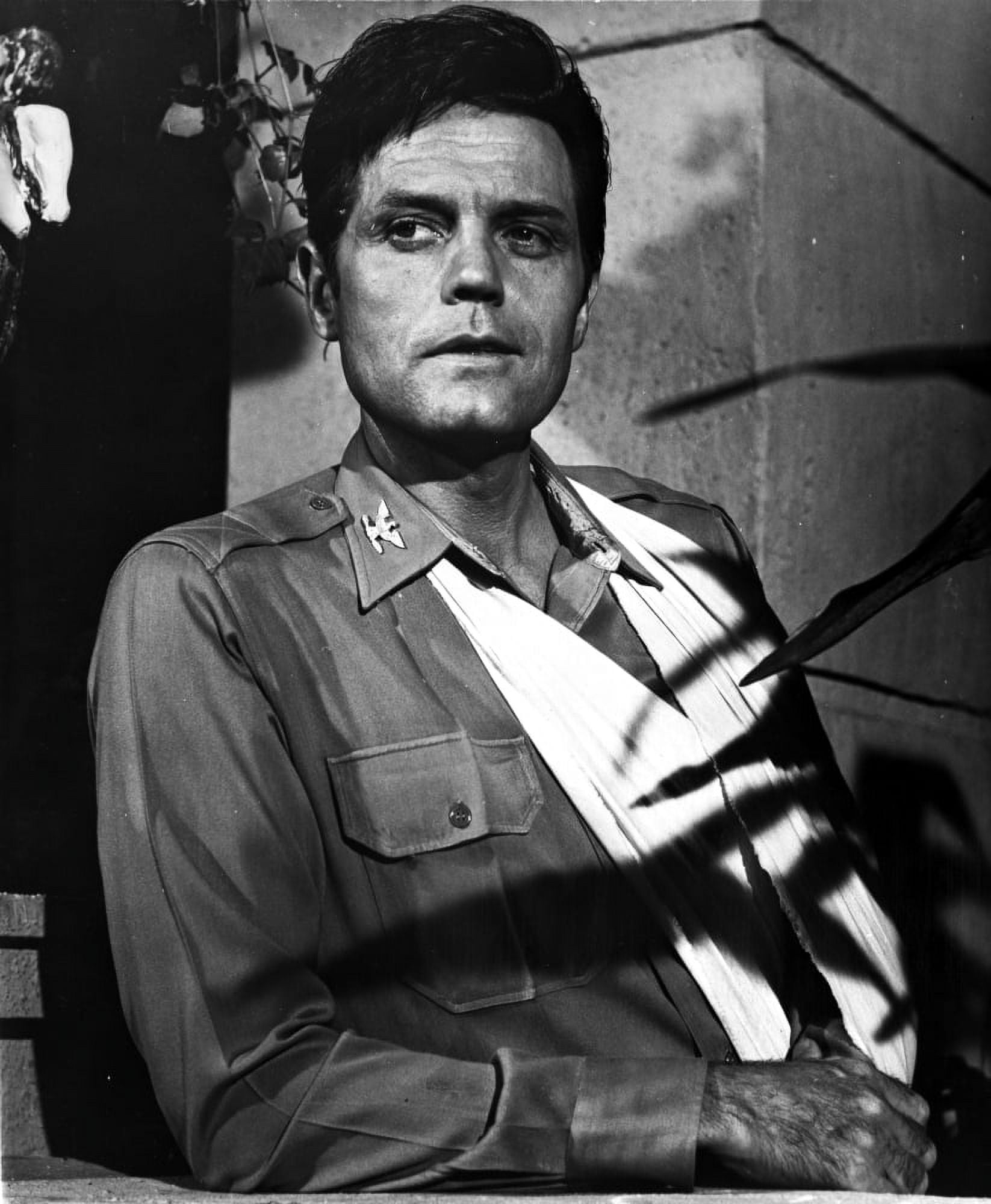 Jack Lord with an arm sling Photo Print (8 x 10) - Walmart.com