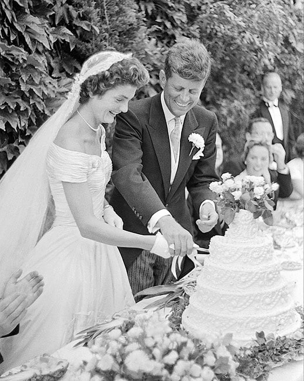Jackie Bouvier and John F. Kennedy Wedding Cake - Style A - 20x30 Inch ...