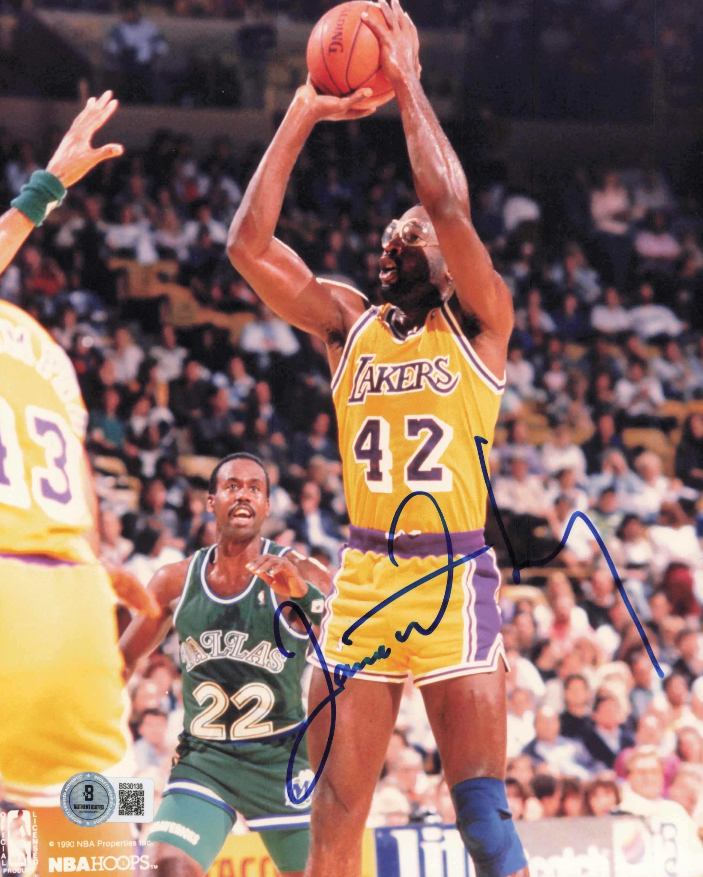 James Worthy Autographed 8x10 Photo Los Angeles Lakers Beckett BAS QR # ...