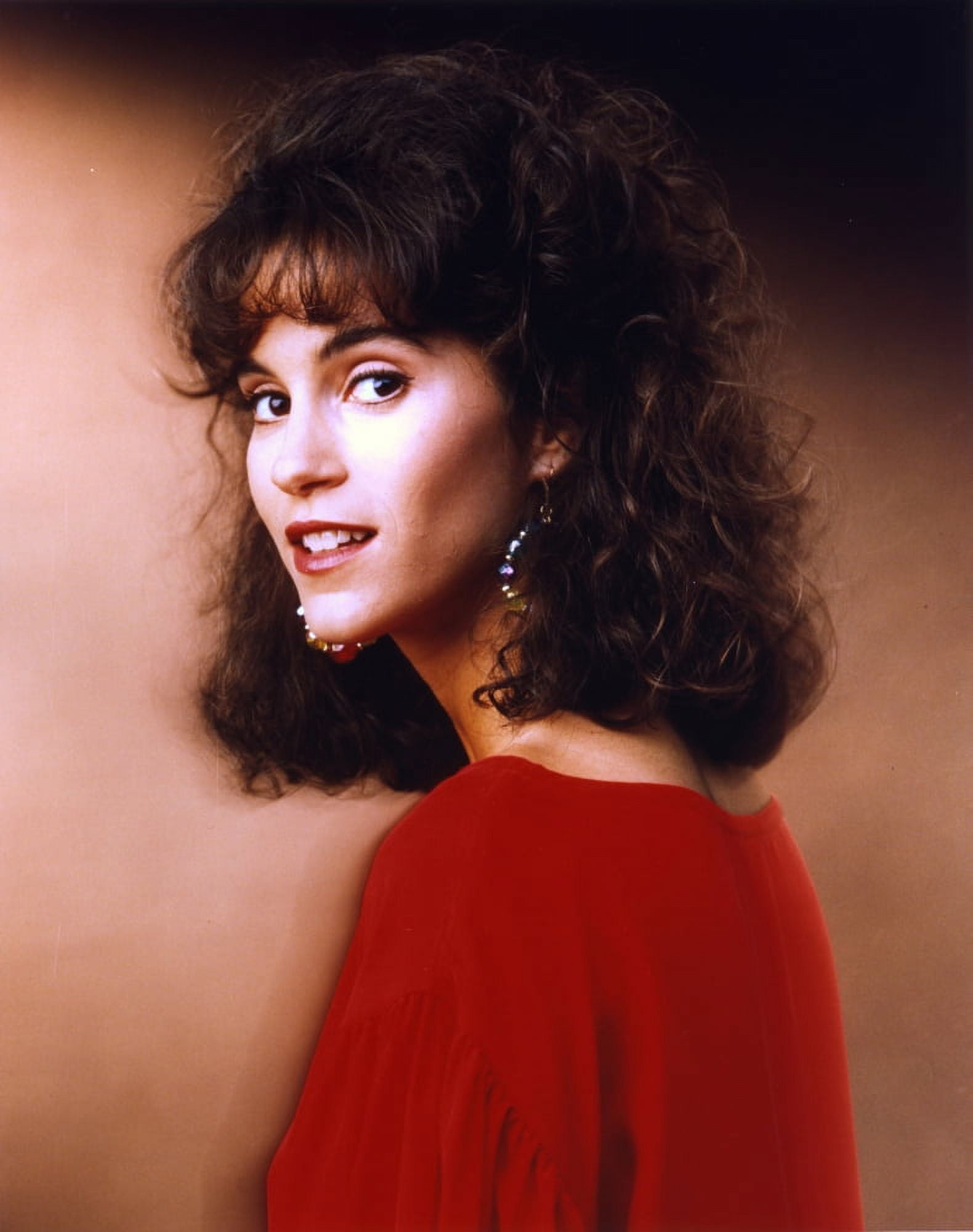 Jamie Gertz Portrait in Red Silk Dress and Dangling Earrings Photo ...