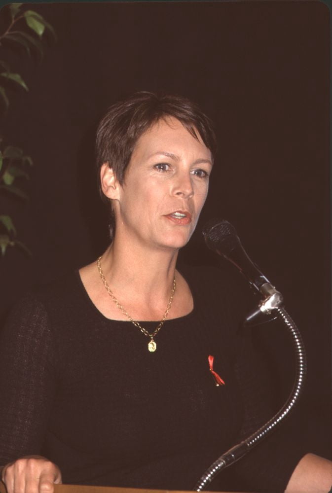 Jamie Lee Curtis Speaking Into Microphone At Red Ribbon Event Photo ...