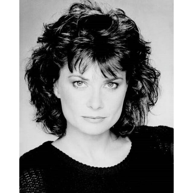 Jane Badler 1980's studio portrait of Diana from V mini-series 8x10 ...