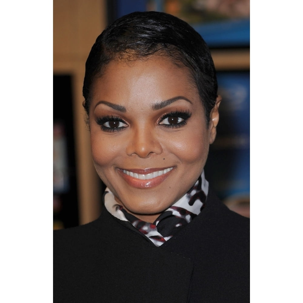 Janet Jackson At In-Store Appearance For Janet Jackson True You Book ...