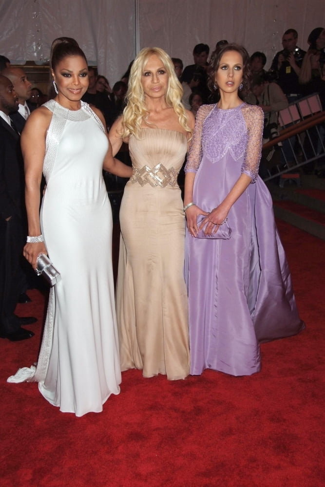 Janet Jackson, Donatella Versace, Allegra Versace At Arrivals For ...