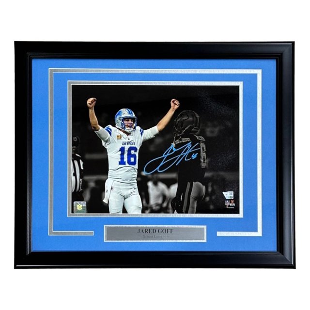 Jared Goff Signed Framed 11x14 Detroit Lions Spotlight Photo Fanatics ...