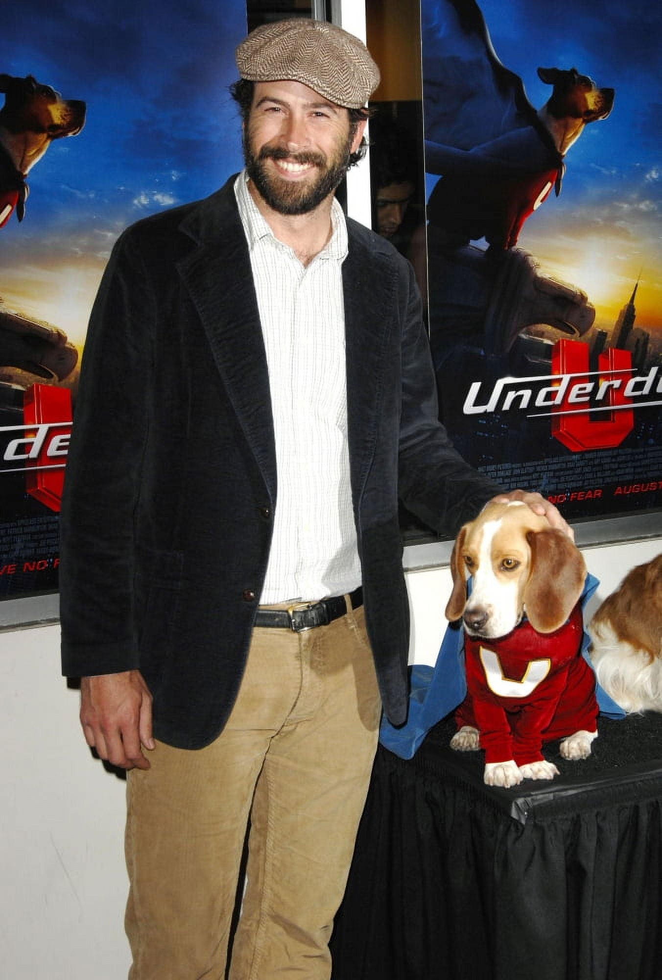 Jason Lee, Leo At Arrivals For Underdog Premiere, Regal E-Walk Stadium ...