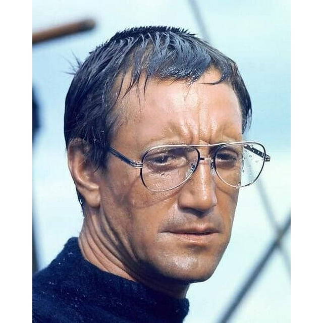 Jaws Roy Scheider as Martin Brody onboard Orca 24x36 inch wall art ...