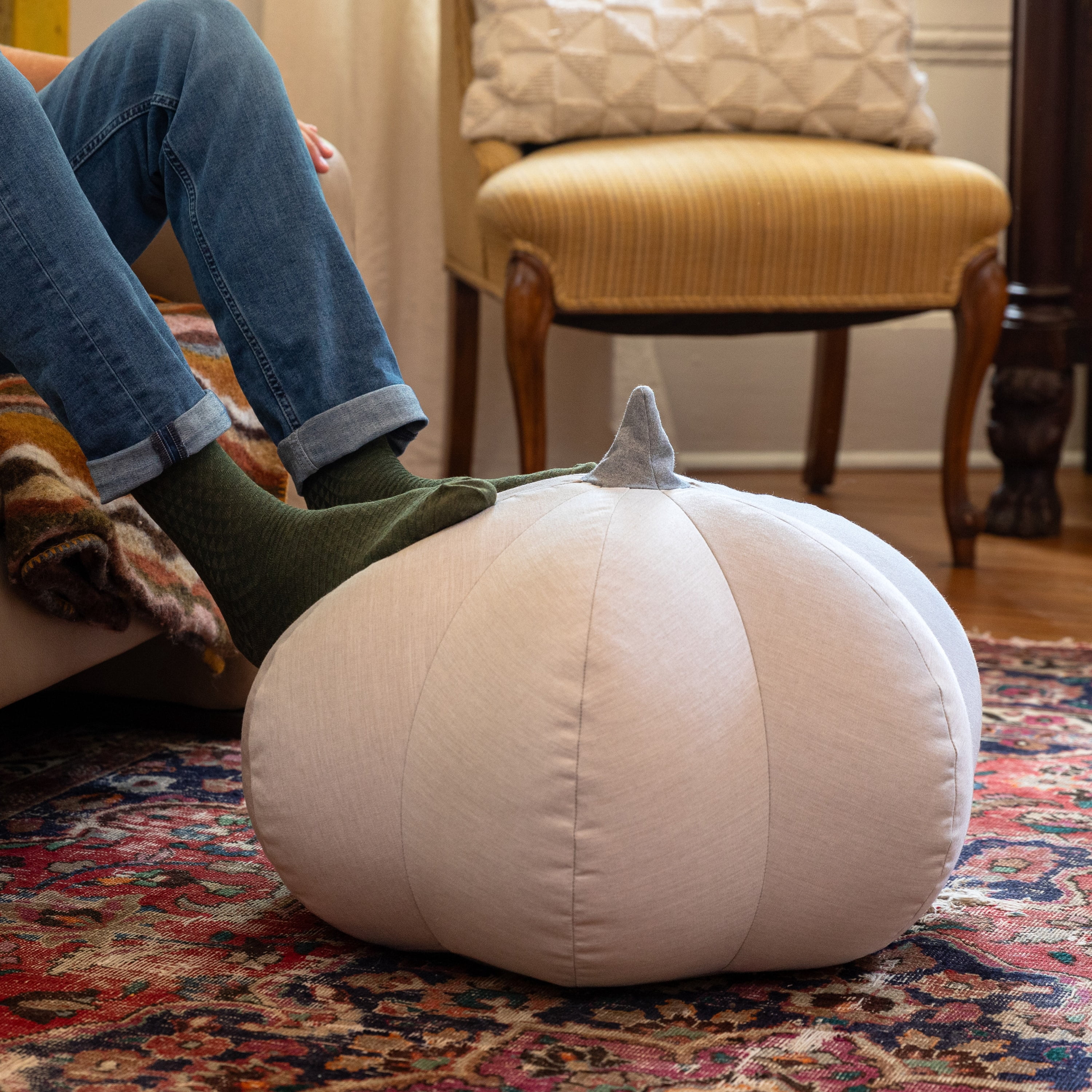 Jaxx Pumpkin Pouf - Luxurious Ottoman for Fall & Halloween Décor ...