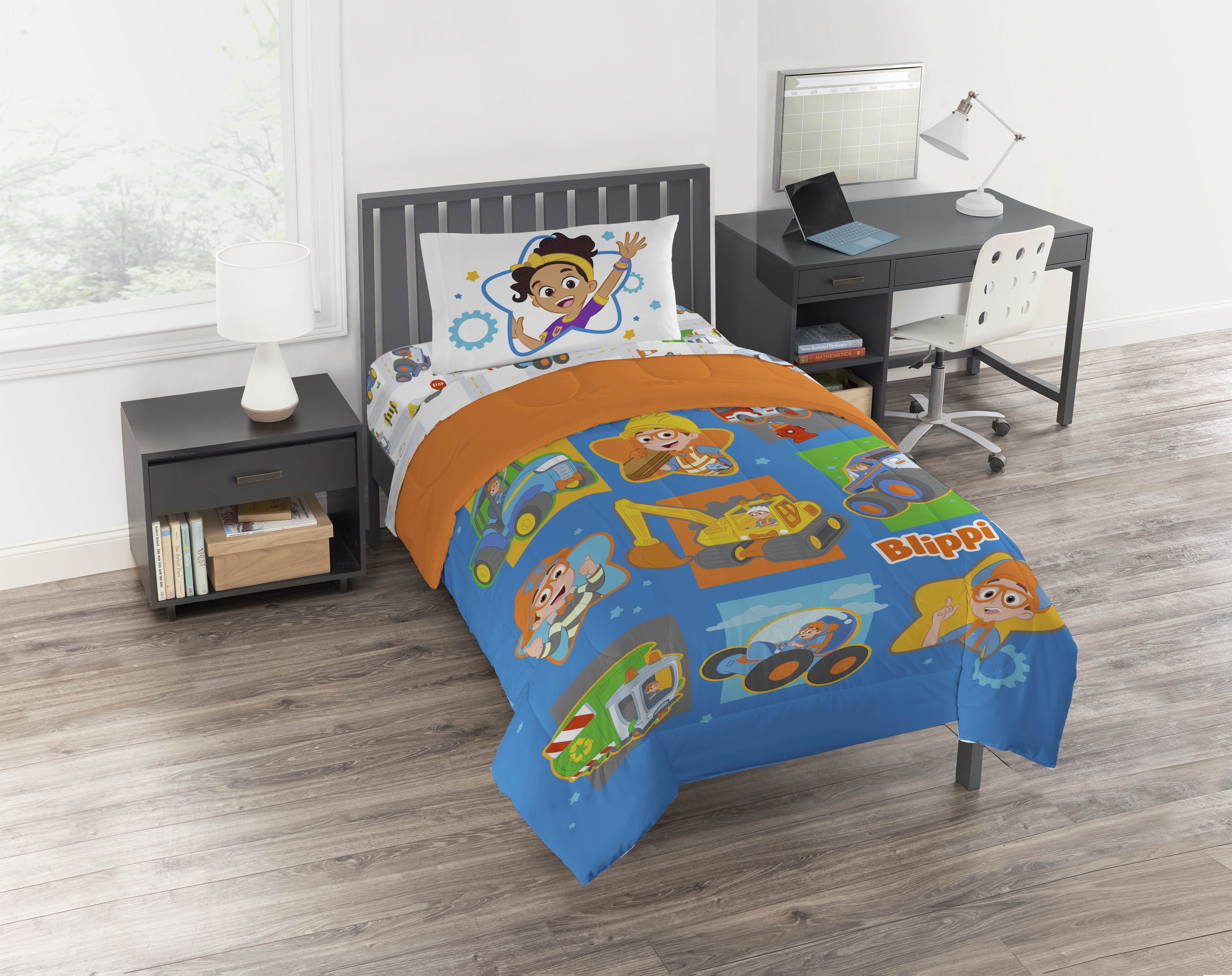 Moonbug Blippi Toddler Bed Set, Blue 4 Piece with Comforter and Sheets ...