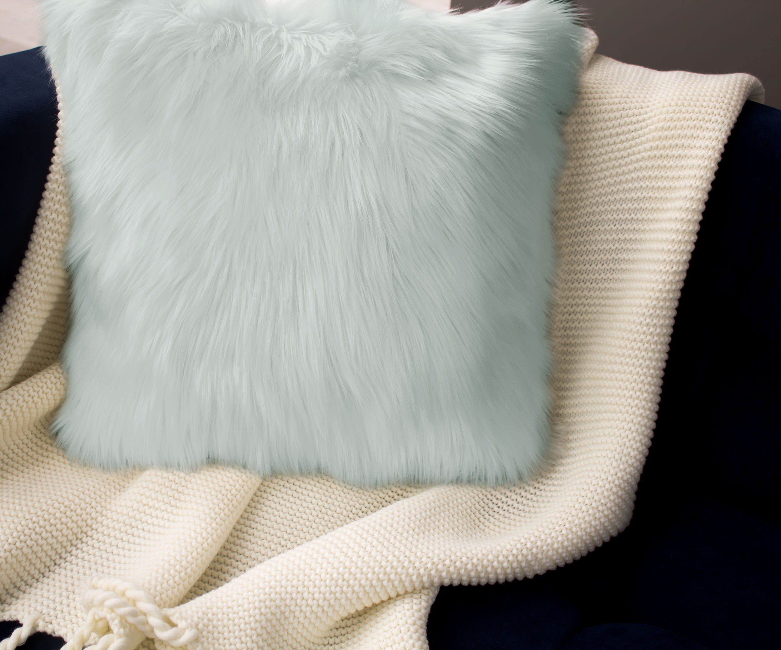 Jean Pierre Faux Fur 2-Piece Decorative Pillow Set - Walmart.com
